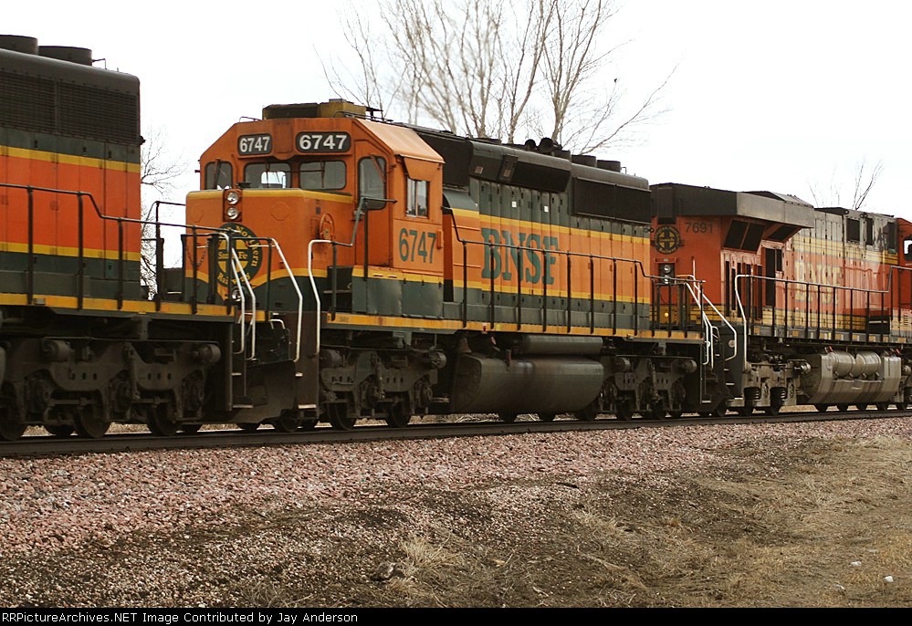 BNSF 6747